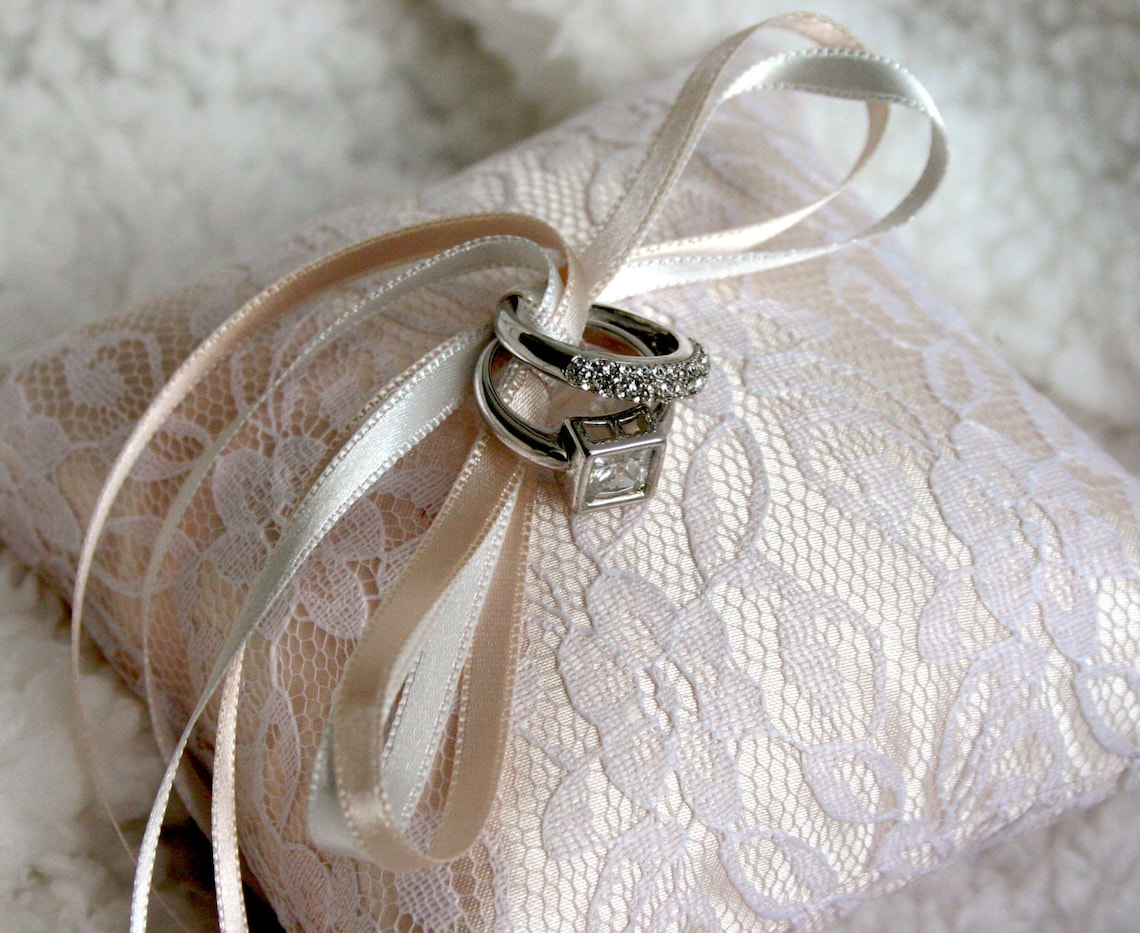 Light Beige Color Lace Wedding Ring Pillow/ring Cushion/wedding Ring ...