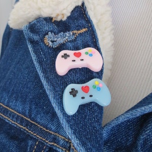 Gamer Pin Retro Video Game Controller Lapel Pin - Etsy