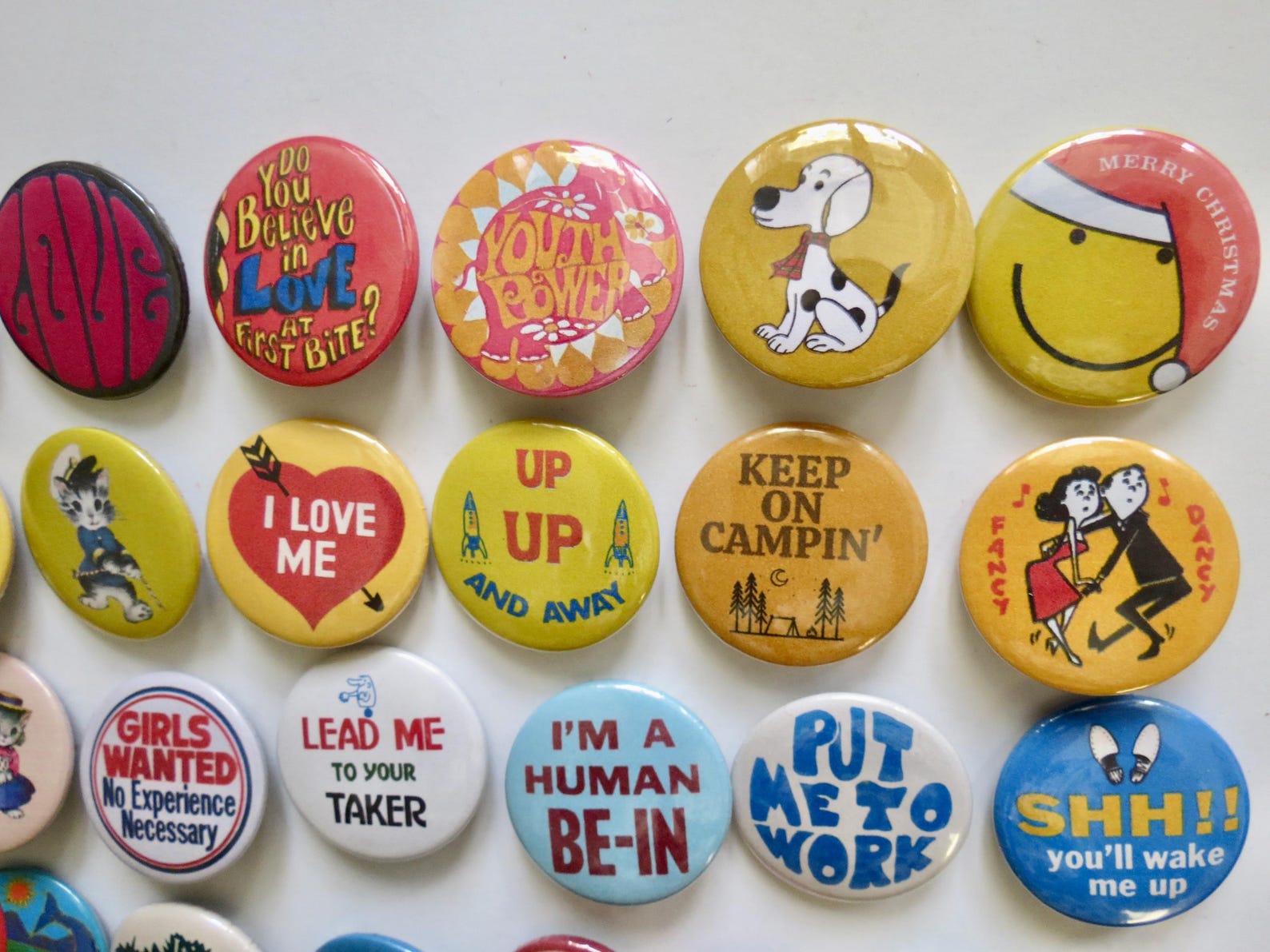 Vintage Style Pinback Buttons - 60s 70s 80s Novelty Pins - Reproduction ...