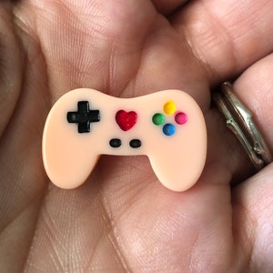 Gamer Pin Retro Video Game Controller Lapel Pin - Etsy