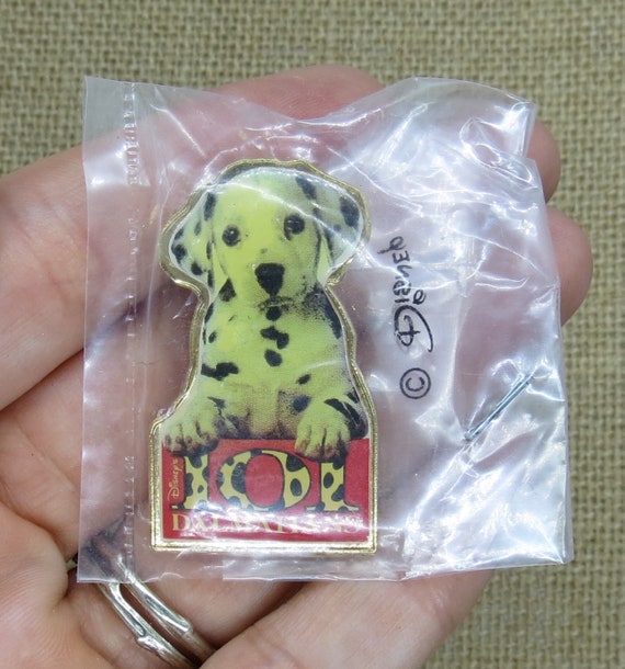 Vintage 101 Dalmatians Pin Hard Enamel Disney Brooch - Gem