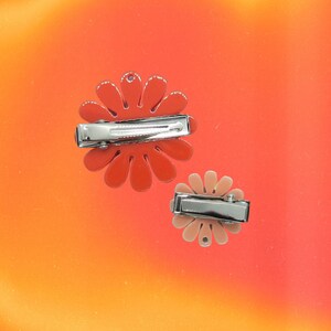 Flower Power Hair Clip Set - Mod Groovy Floral Daisy Barrettes - Etsy