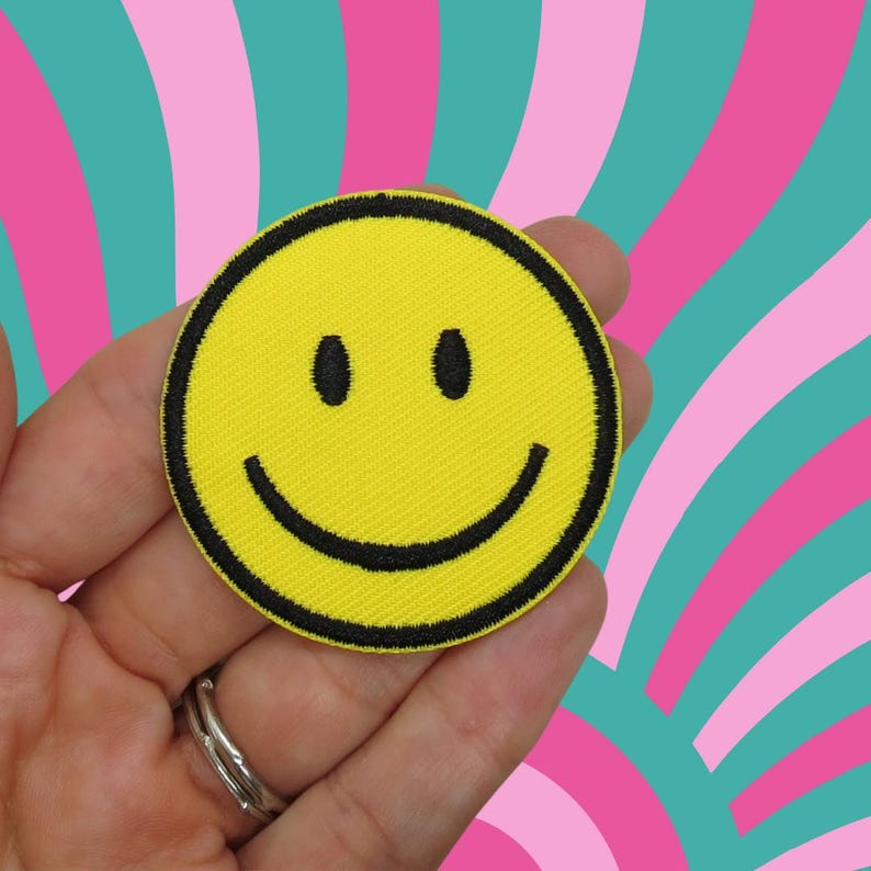 Happy Face Patch - Groovy Retro Yellow Smiley 70s Patches - 1970s ...