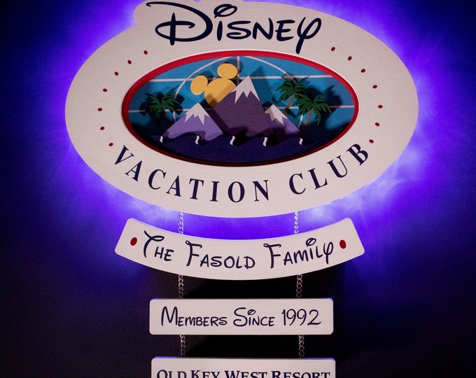 Old School Disney Vacation Club Logo Wooden Door Magnet With - Etsy