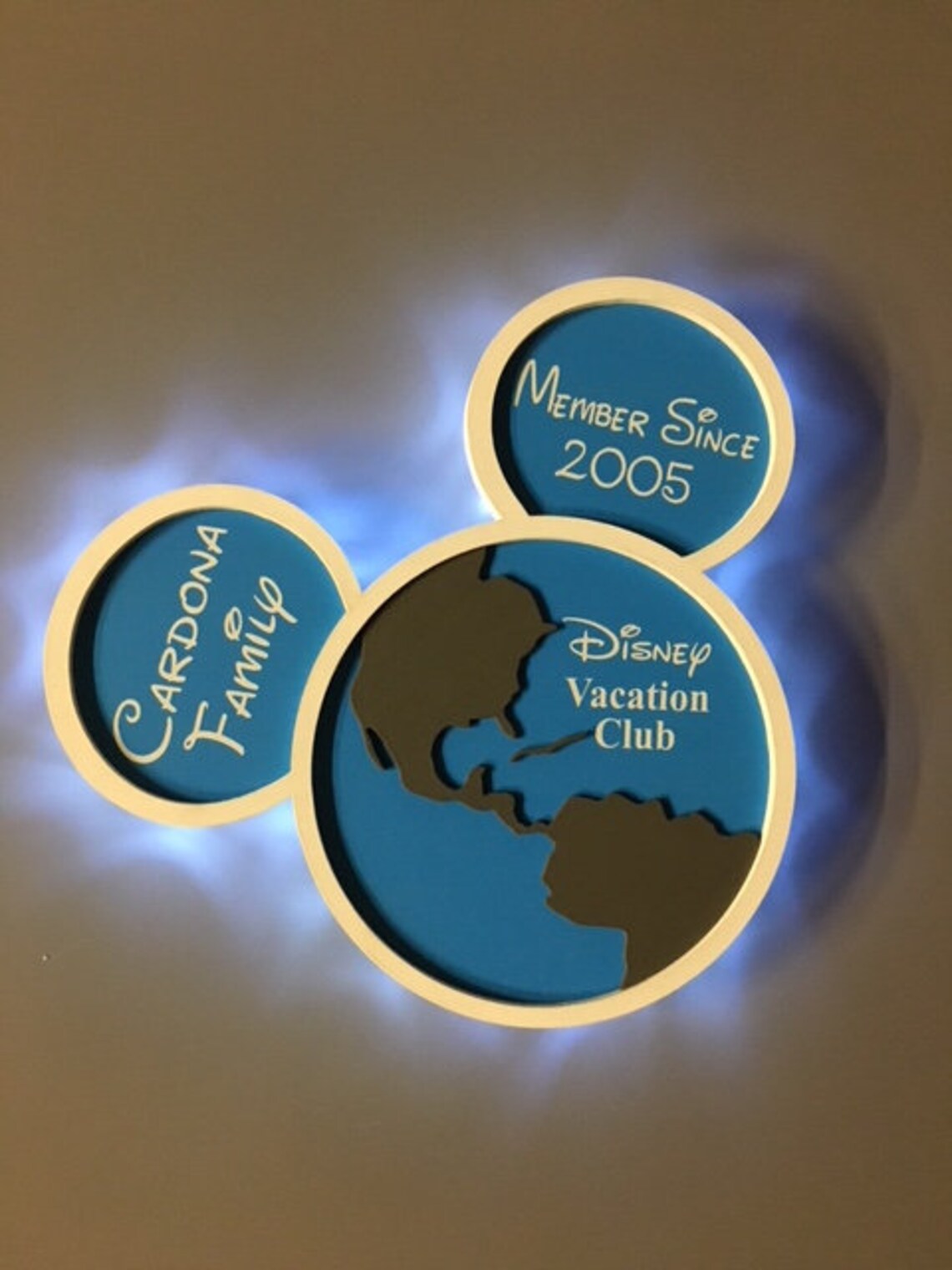 Disney Vacation Club Wooden Door Magnets With LED Lights - Etsy