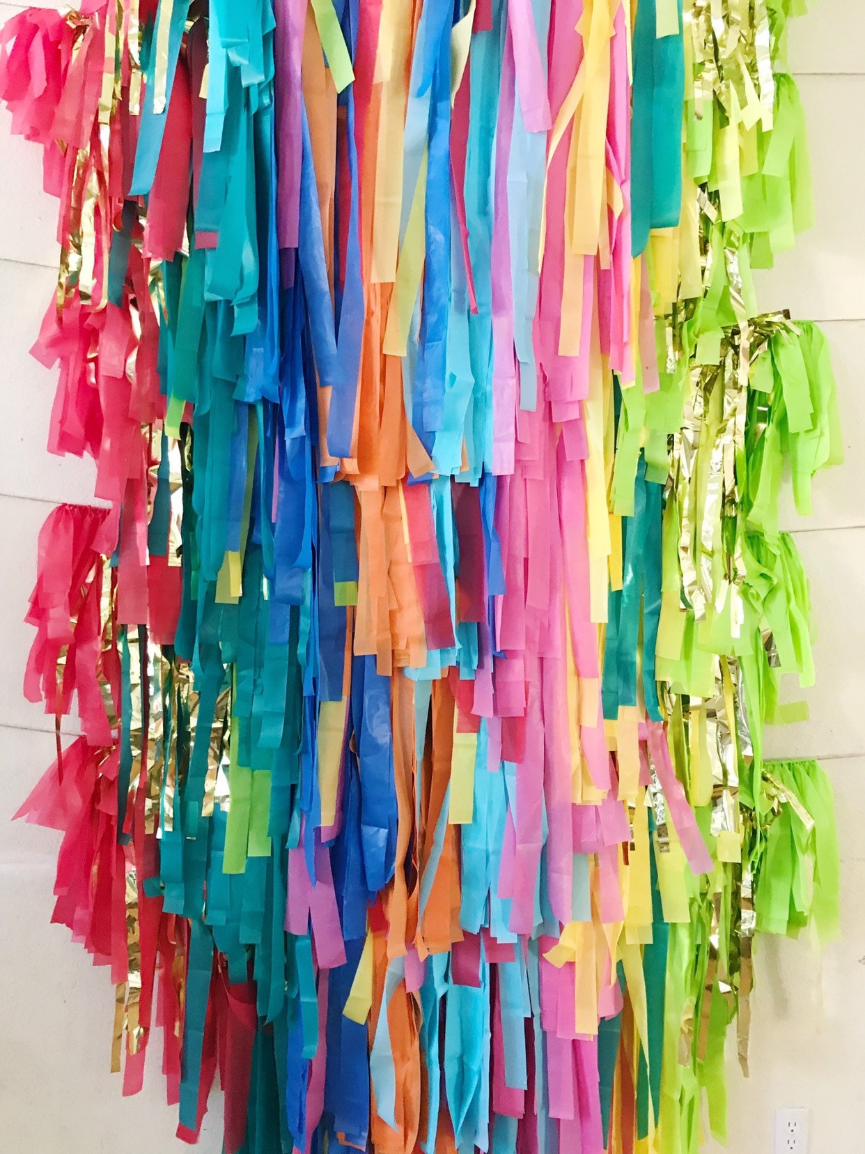 5 Piece Tablecloth Fringe Backdrop Wall streamer | Etsy