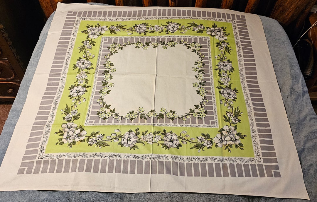 Vintage 1950s Chartreuse and Grey Tablecloth - Etsy