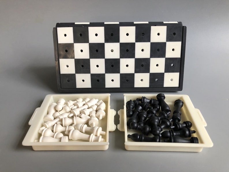 Vintage Pocket Chess Set Mini Travel Chess Set USSR Soviet Era - Etsy