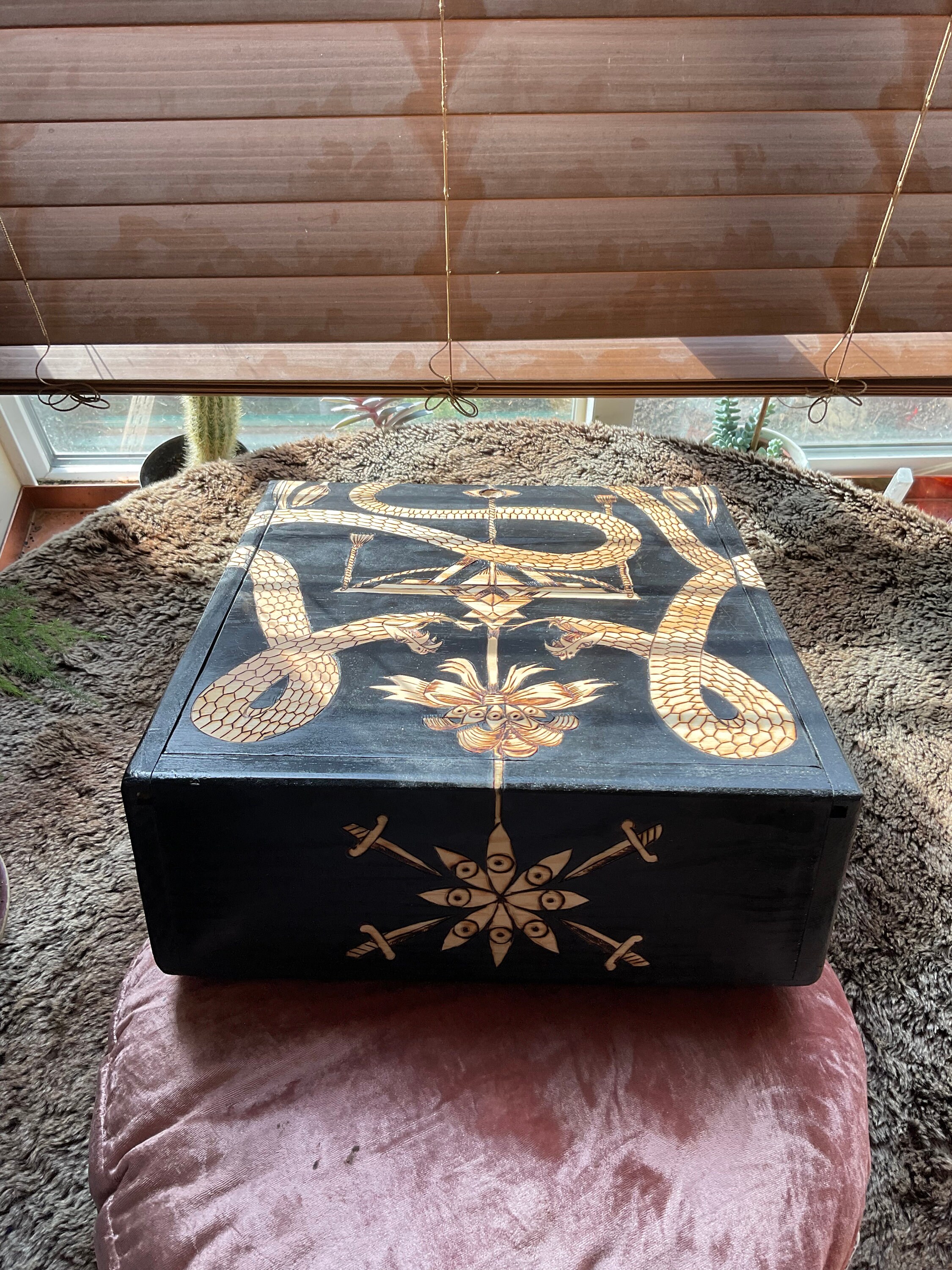 Large Nouveau Snake Box - Etsy