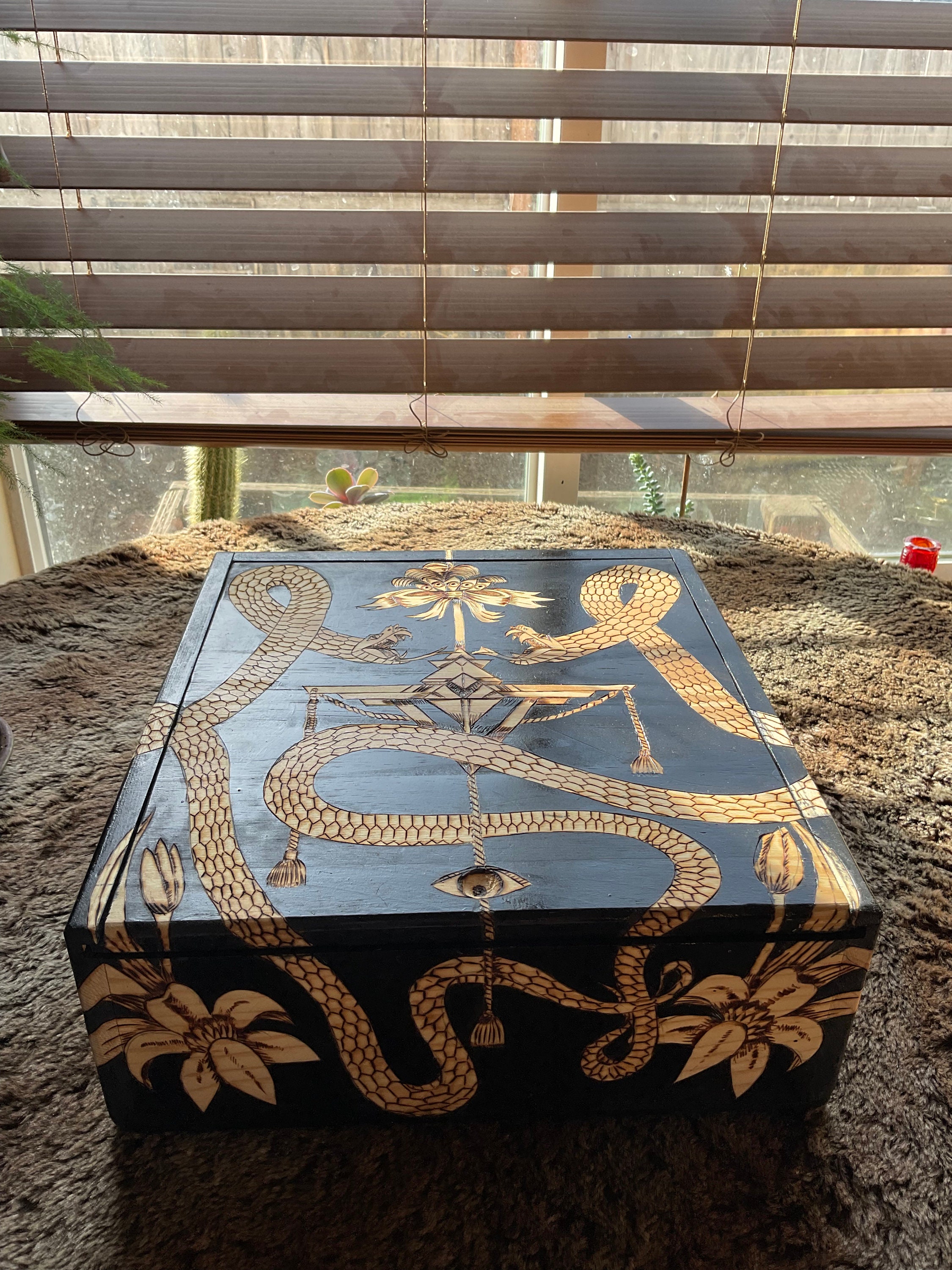 Large Nouveau Snake Box - Etsy
