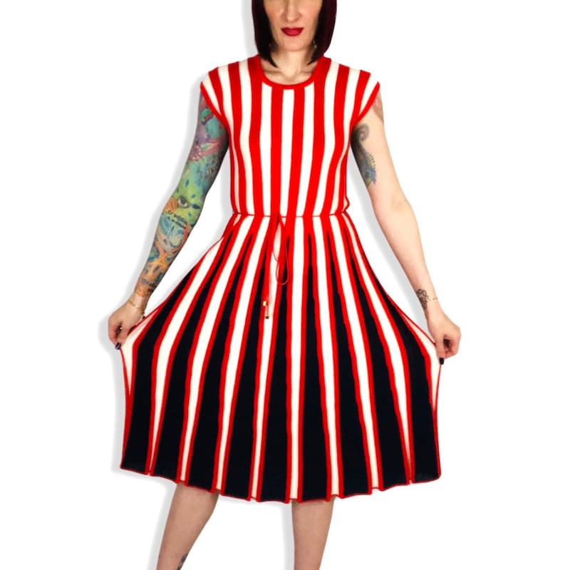 Knitted Op Art - Etsy