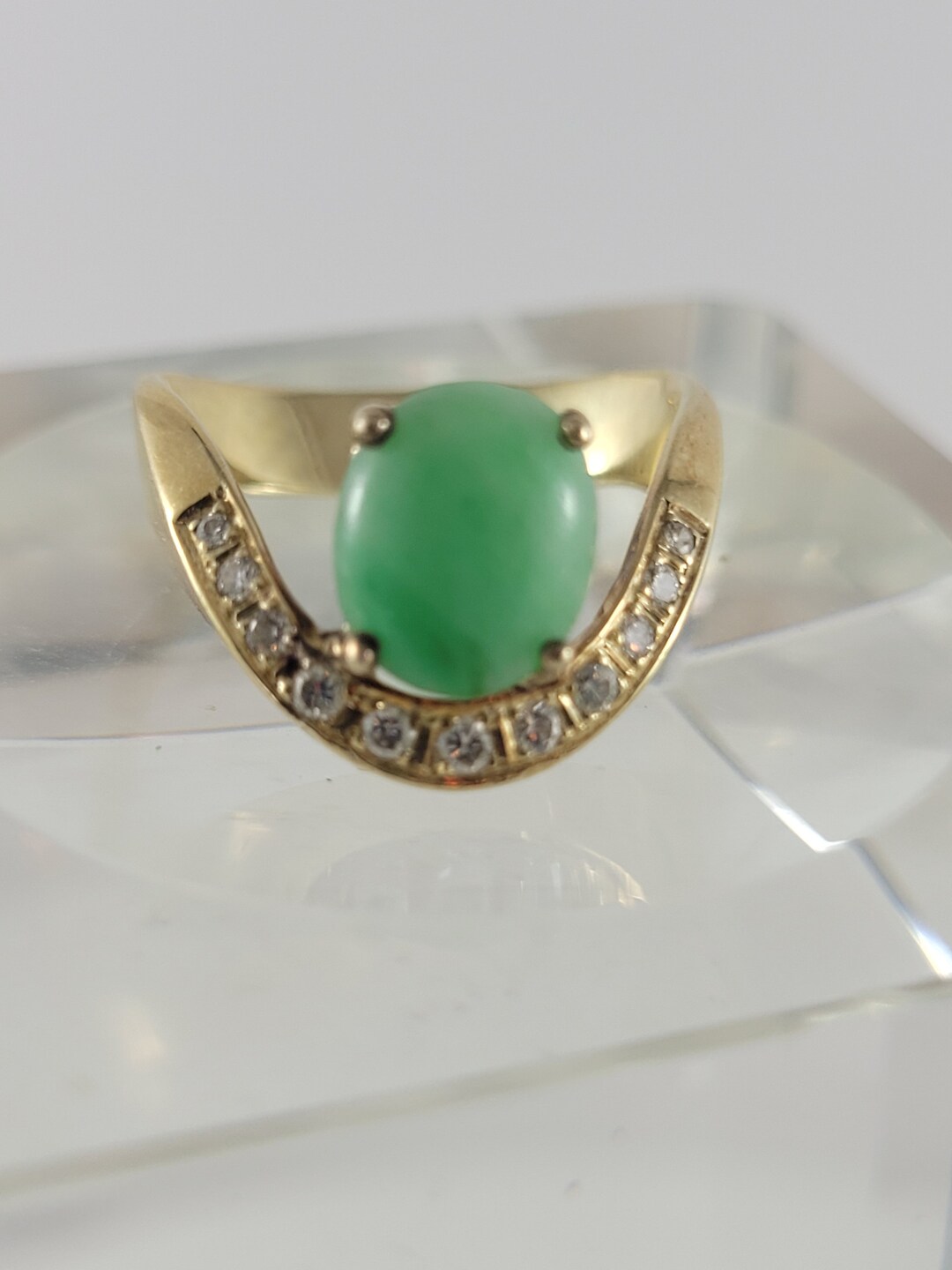 18K Jade Ring Vintage 18kt and Oval Jadeite Cabochon Ring With 11 ...