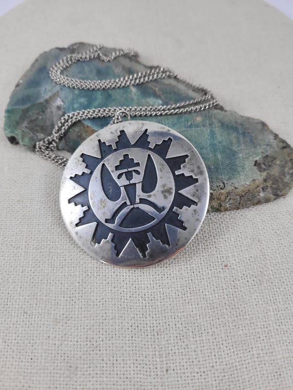 Vintage Navajo Sterling Silver and Overlay Round Bro… - Gem