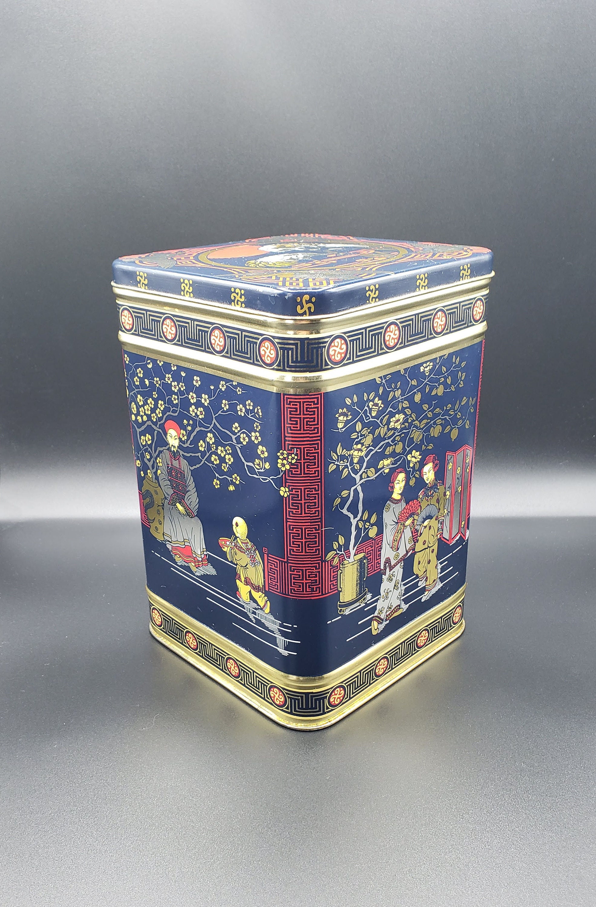 Large CHINOISERIE TEA TIN / Made in England / Large Tea Tin Made in ...
