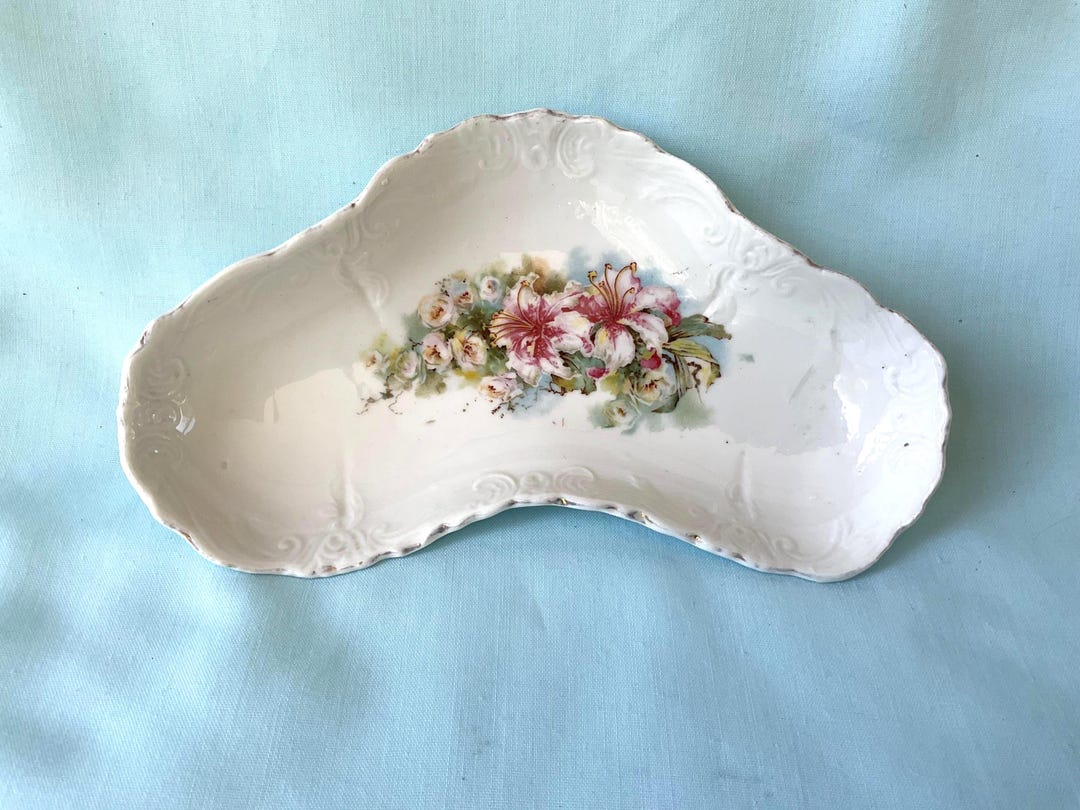 Lily Floral Bone Dish Bone China Pink and White Floral Bone Dish Lily ...