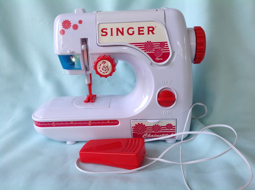 Singer Chainstitch Sewing Machine Toy Singer Chainstitch Sewing Machine ...