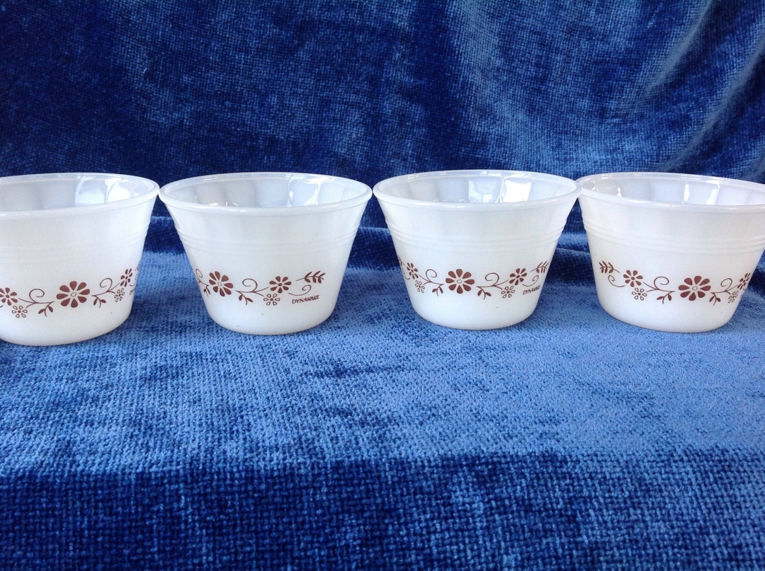 4 White Custard Cups Dynaware With Brown Design Termocrisa Pyr-o-rey 4 ...