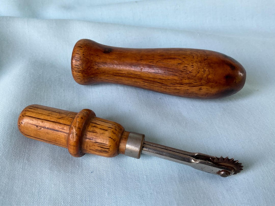 Vintage Tracing Wheel Wooden Tracing Wheel in Wood Case Marking Wheel ...