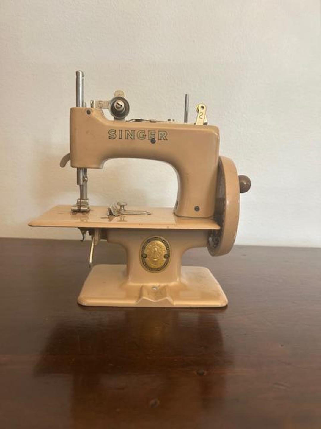 Vintage 1950's Mini Singer Sewhandy 20 Sewing Machine - Etsy UK