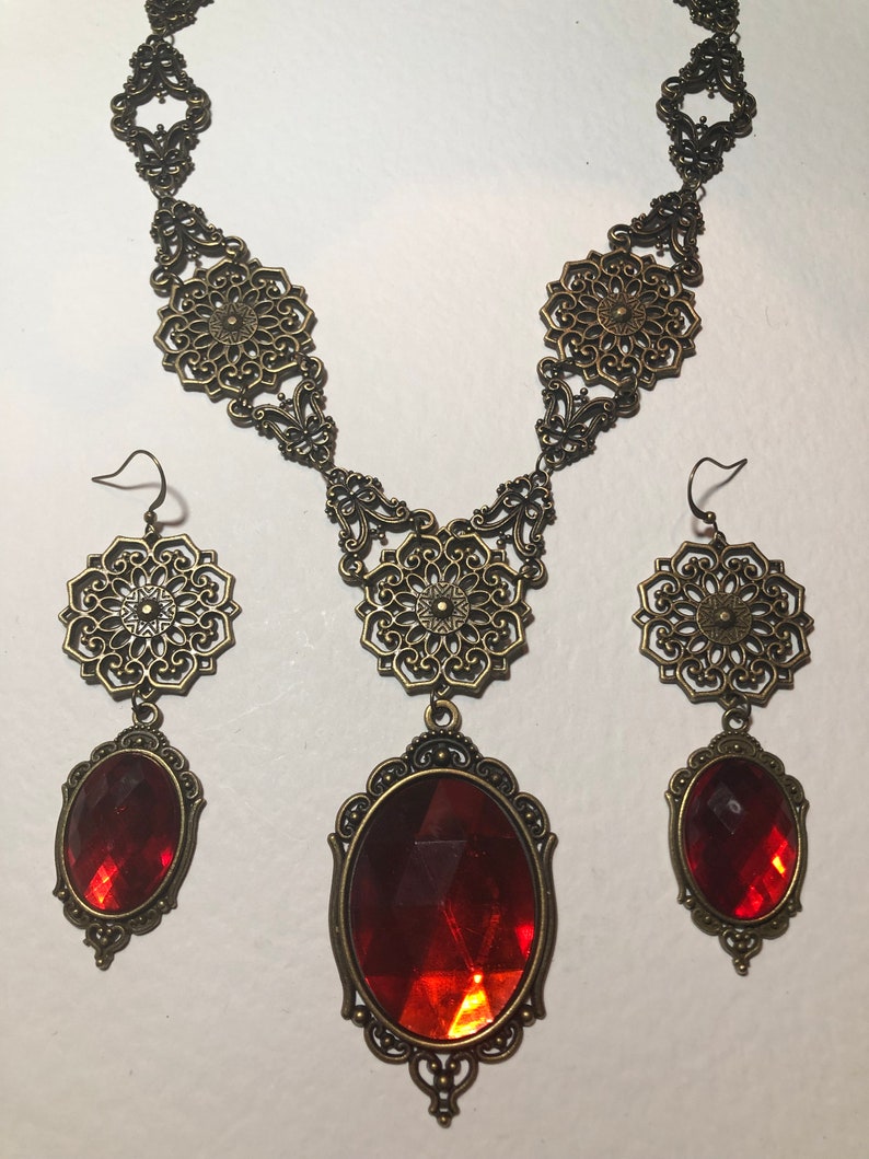 GRAND Filigree VICTORIAN Style Red Acrylic Dark Gold Plated - Etsy