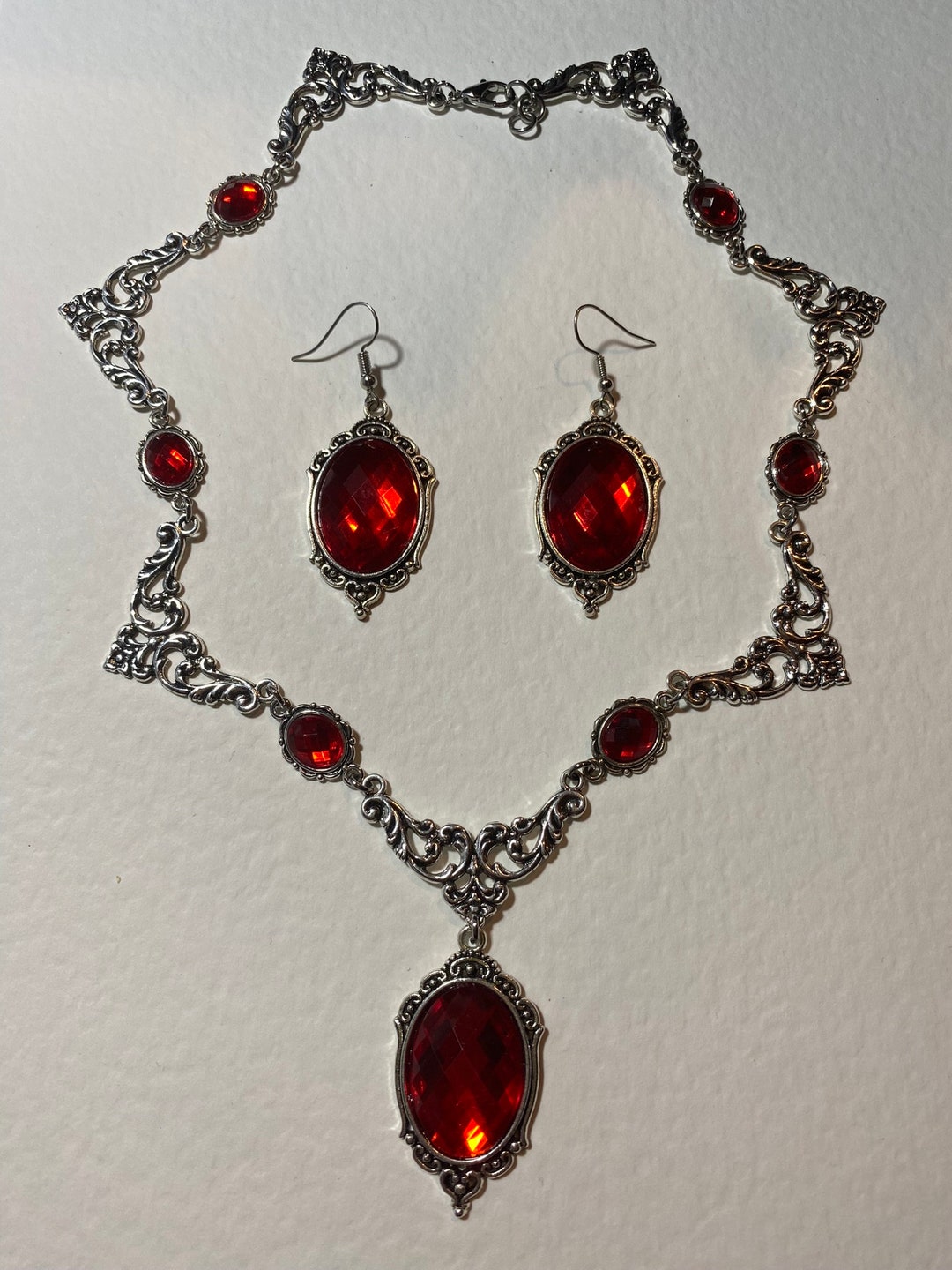 REGAL Filigree VICTORIAN Style Rich Red Acrylic Crystal & Silver Plated ...