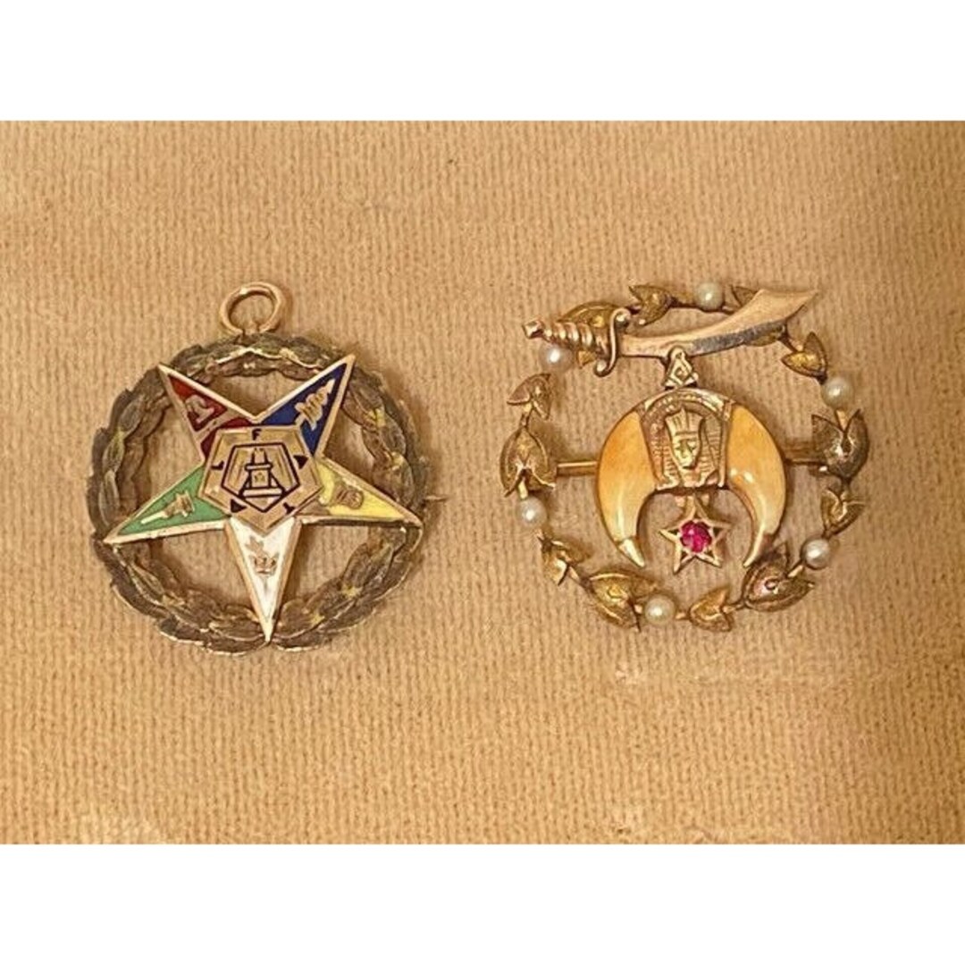 10k Yellow Gold Enamel Vintage Ruby & Pearl Masonic Pin. - Etsy