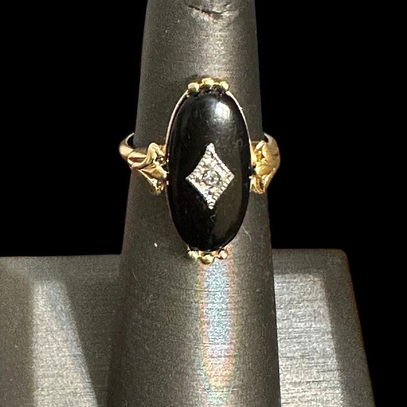 Avon Victorian Ring Gold - Etsy