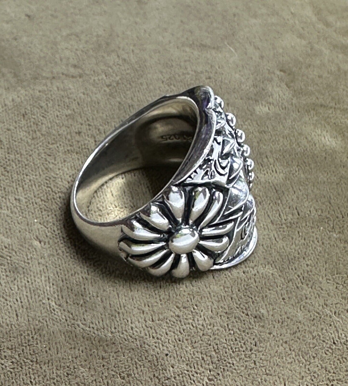 BBJ Sterling Silver Wide Floral Repousse Ring Size 8 3/4 - Etsy