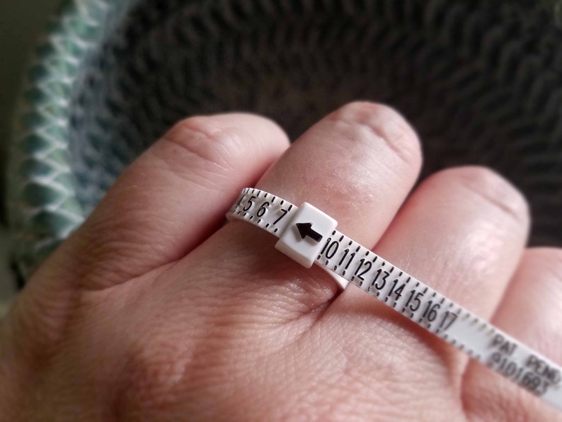 Ring Sizer | Find Your Ring Size at Home | Finger Sizer, Reusable ...