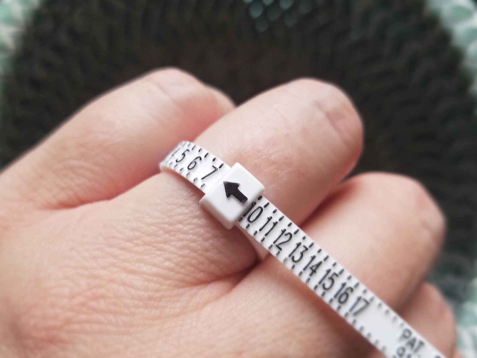 What's My Ring Size? | Easy Ring Sizer for at Home | Find Your Ring ...