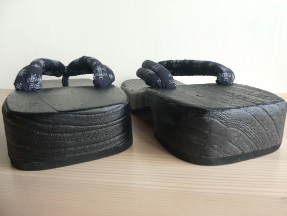 Japanese vintage clogs - men's "geta" clogs - wooden … - Gem
