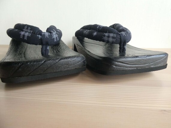 Japanese vintage clogs - men's "geta" clogs - wooden … - Gem