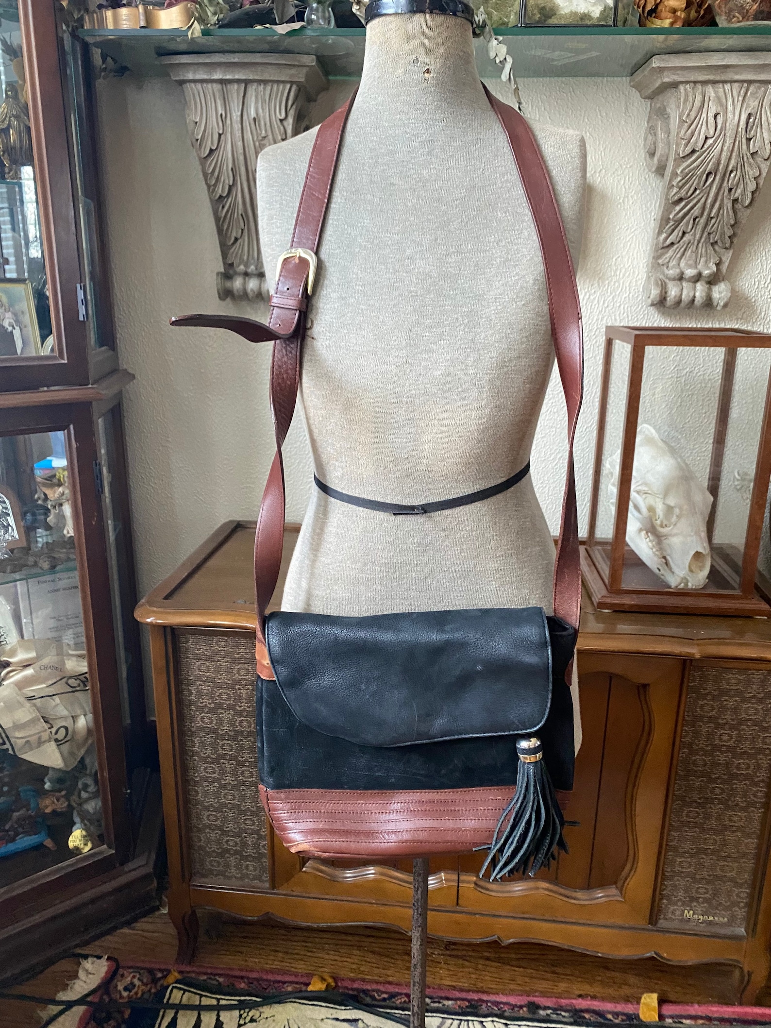 Vintage Tignanello Iconic and Classic Black Leather Purse With Tassel ...