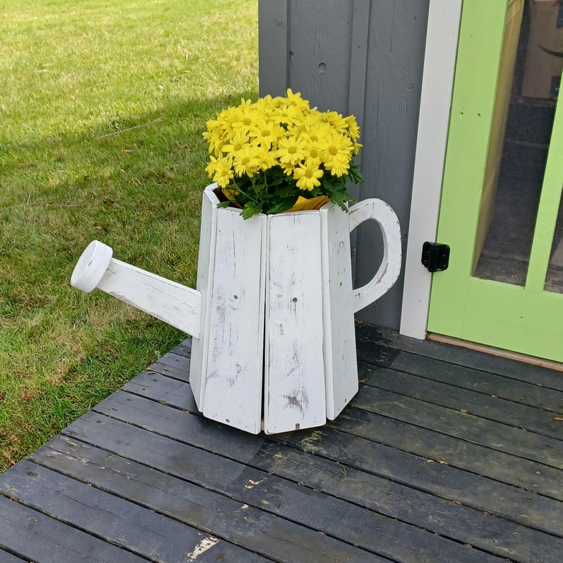 Rustic Watering Can Plans, Scrap Wood Project Plans, Pallet Wood Watering Can Plan, Woodworking ...