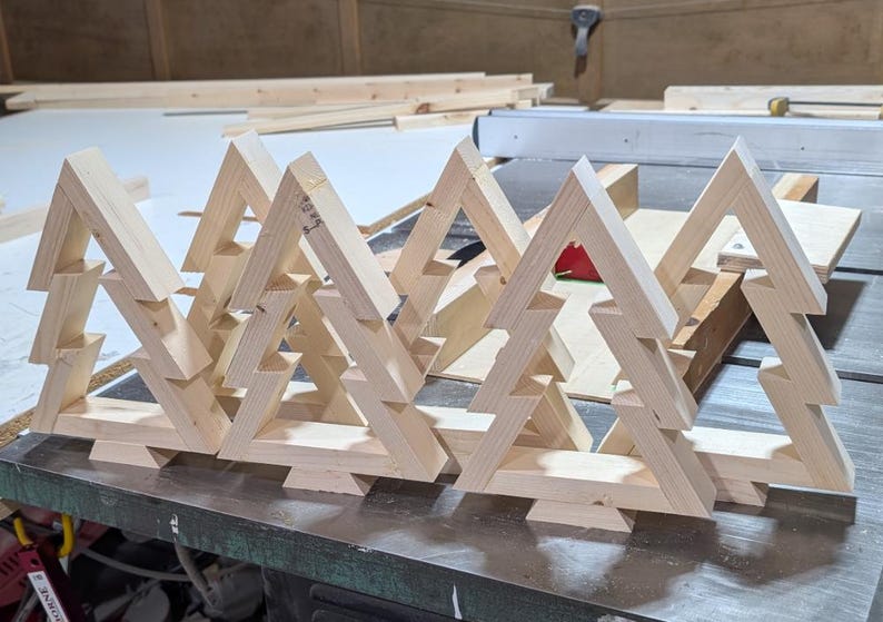 Easy DIY Small Christmas Tree Plan Two Sizes: Fun Beginner Woodworking ...