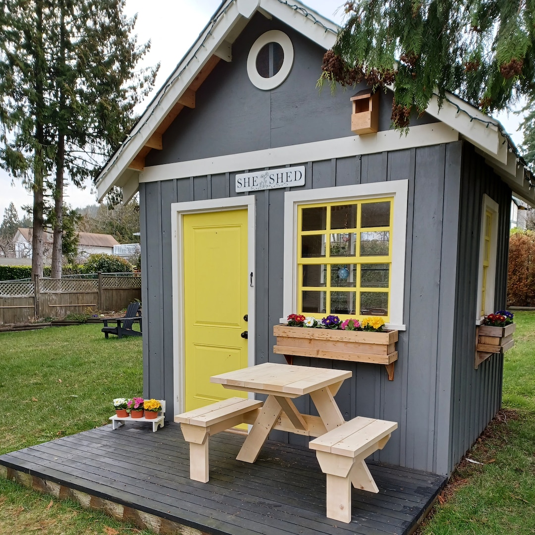 Easy Picnic Table for Two Plan: DIY Patio Furniture, Beginner ...