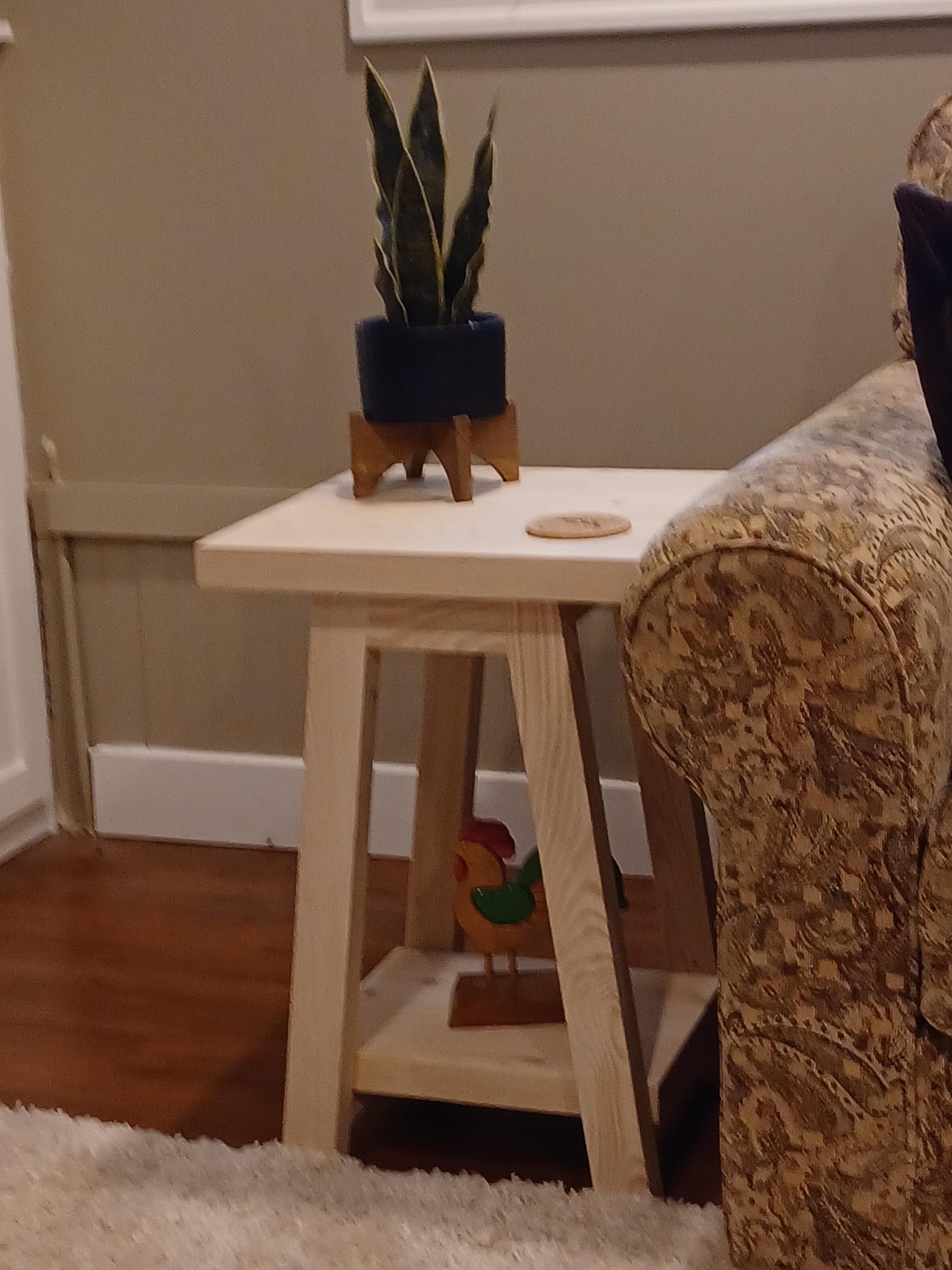 DIY Rustic Wood Side Table Plan: Beginner Woodworking Project (PDF ...