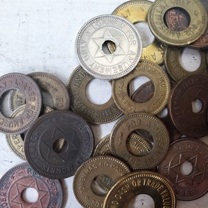 20 Vintage Arcade Tokens Charms Coins , Metal Game Amusement Token ...