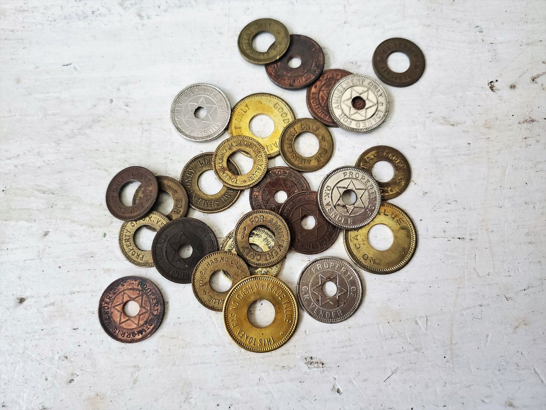 20 Vintage Arcade Tokens Charms Coins , Metal Game Amusement Token ...