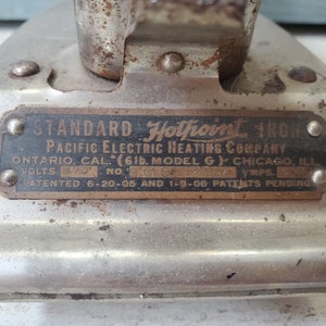 Vintage Antique Hotpoint Iron , Pacific Electric Heating Company, 6lb G ...