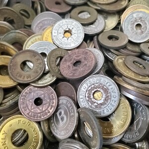20 Vintage Arcade Tokens Charms Coins , Metal Game Amusement Token ...