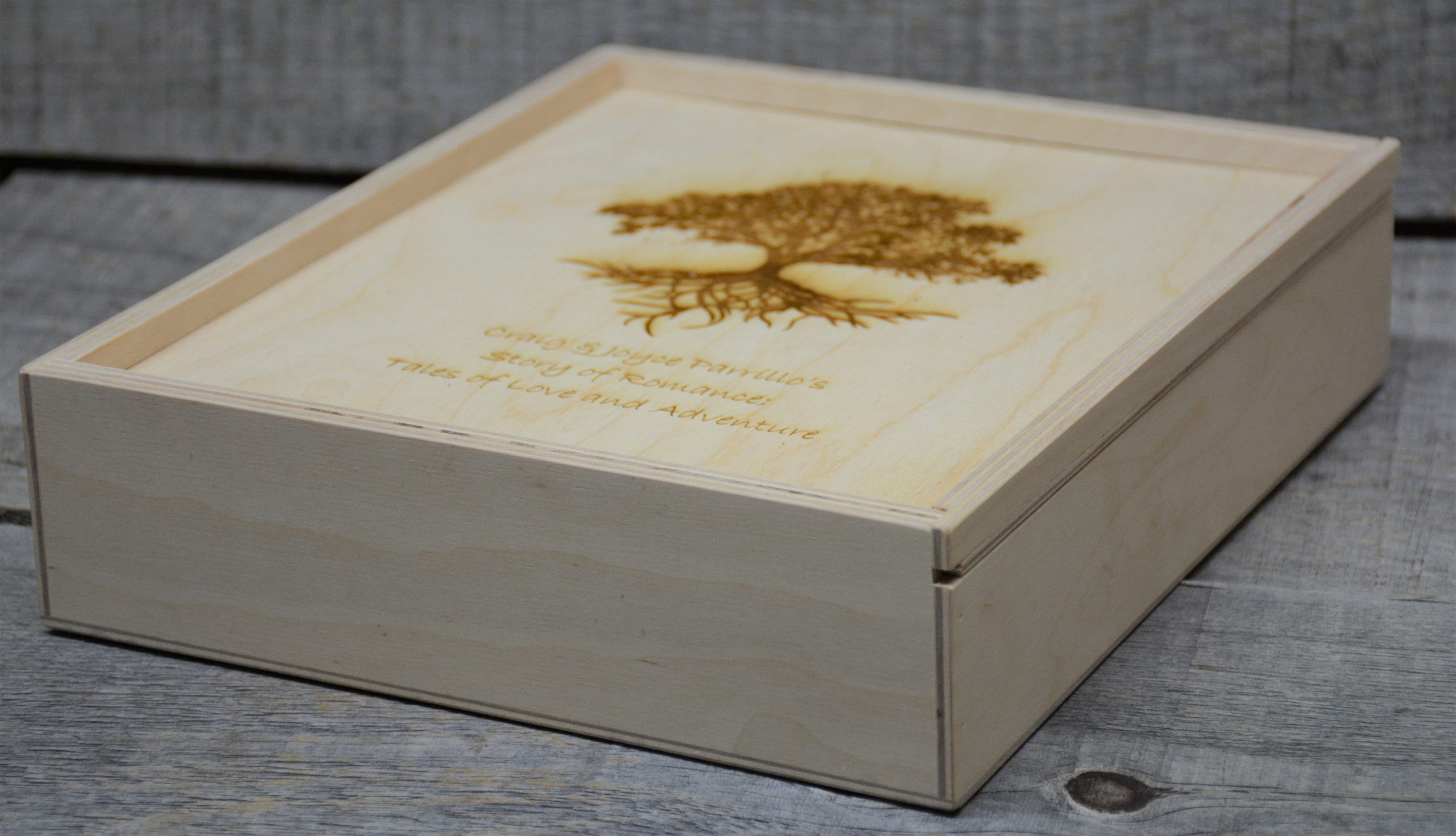 Custom Wooden Gift Box Engraved and Personalized to Your | Etsy Canada