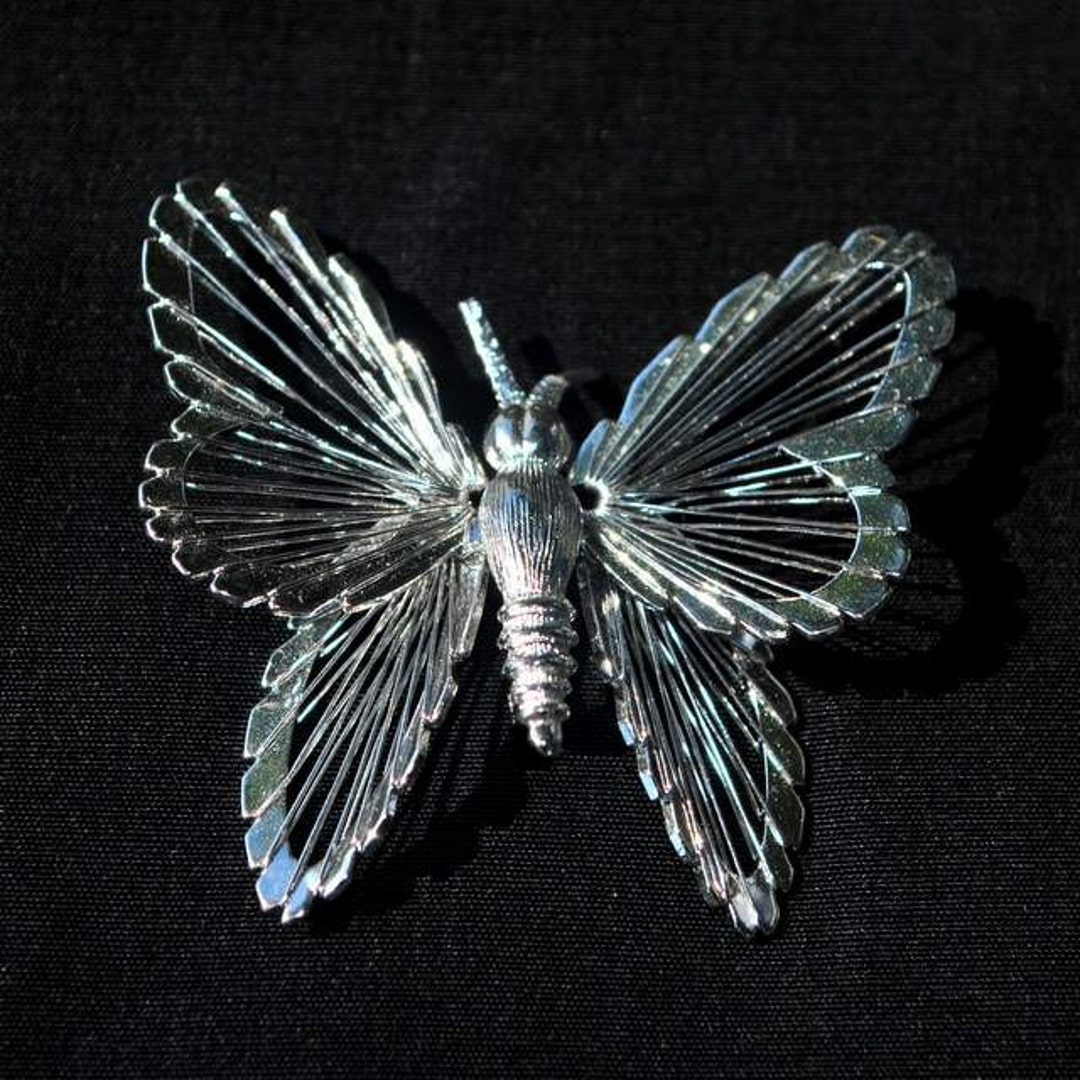 Spinneret Butterfly Pin by Monet. Wire Butterfly Pin. - Etsy