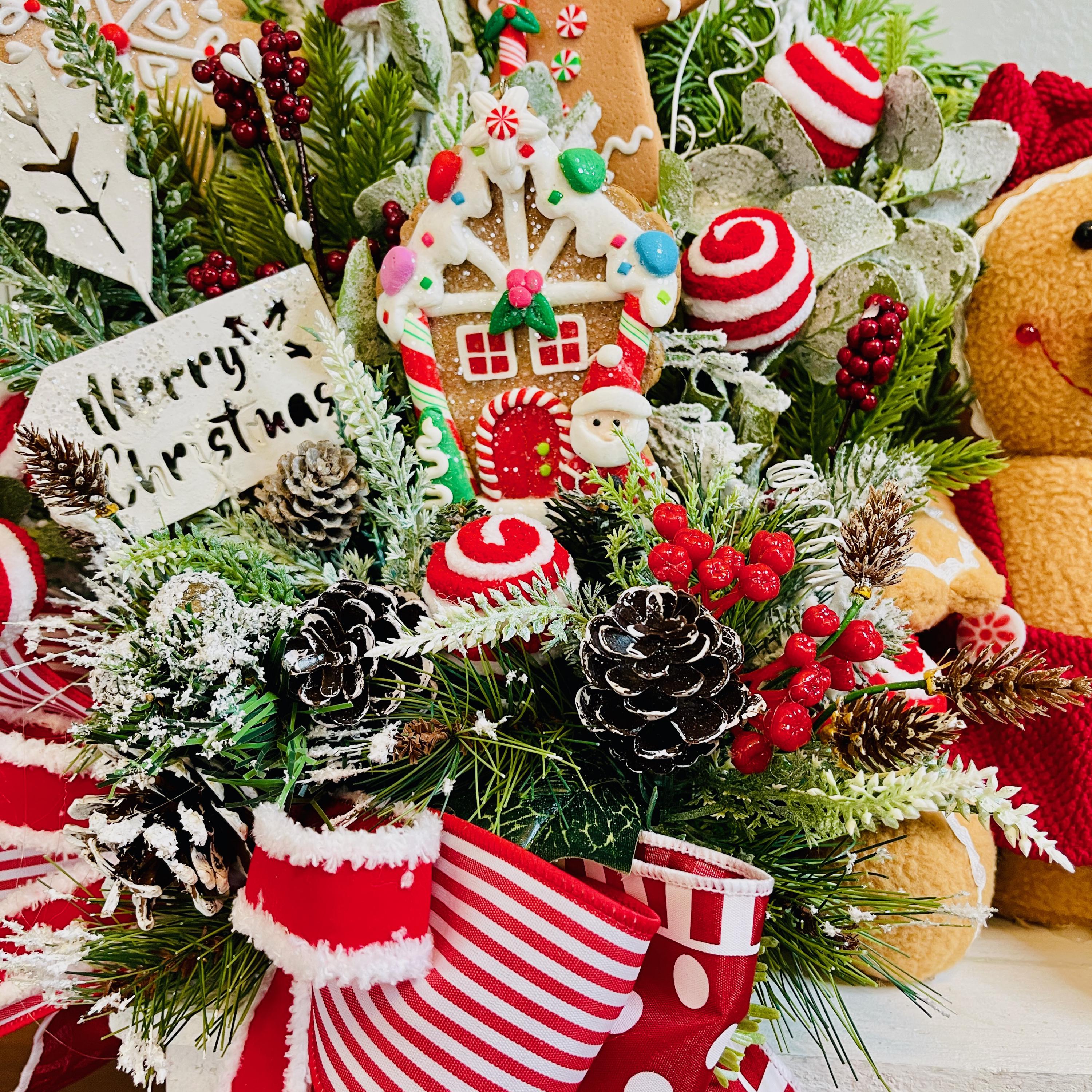 Gingerbread & Peppermint Christmas Centerpiece—gingerbread Girl ...
