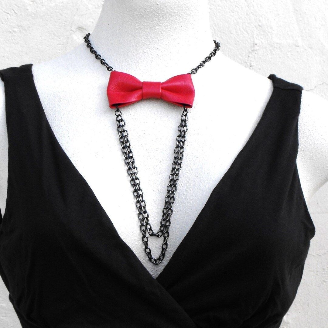 Red Leather Necklace for Women, Bow-shaped Statement Jewelry, Bow ...