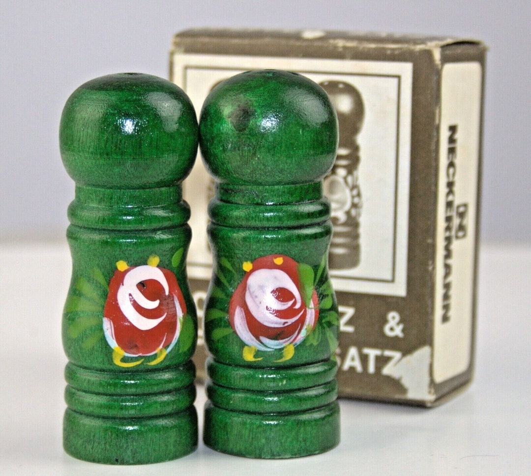 Salt Shaker Pepper Shaker 70s 70s 60s 60s Wood Rustic Painting Vintage ...