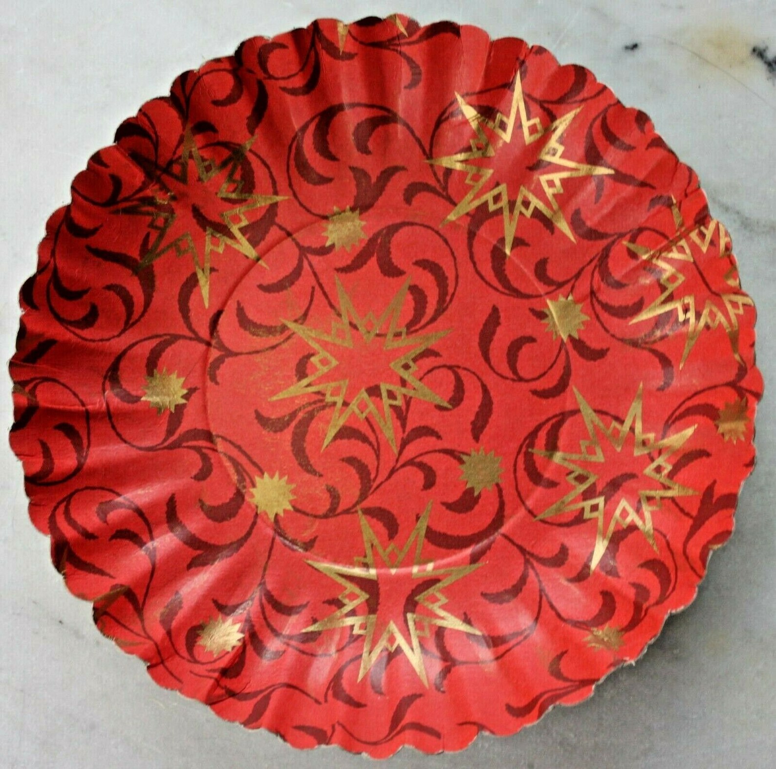 What is a Bunter Teller? Plate of Christmas Cookies for Everyone