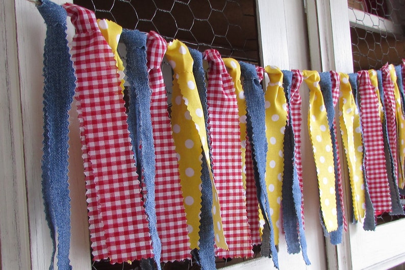 Picnic Party Garland Picnic Rag Tie Banner Red & White Gingham - Etsy