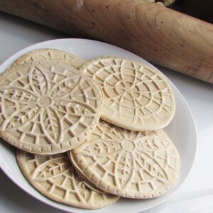 Fake Pizzelle Cookies for Display Faux Cookie Italian Pizzelles Food ...