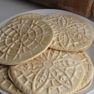 Fake Pizzelle Cookies for Display Faux Cookie Italian Pizzelles Food ...